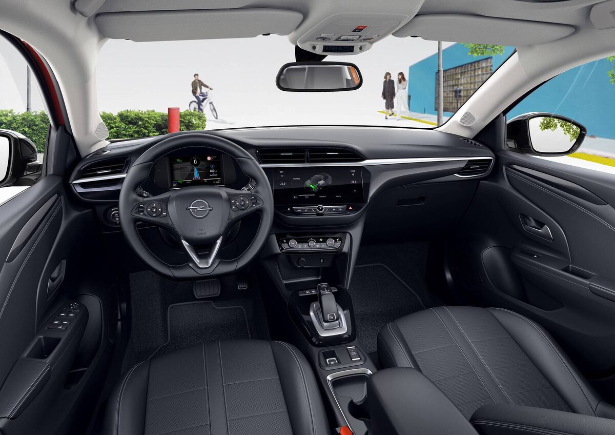 Corsa-e shows its family pedigree