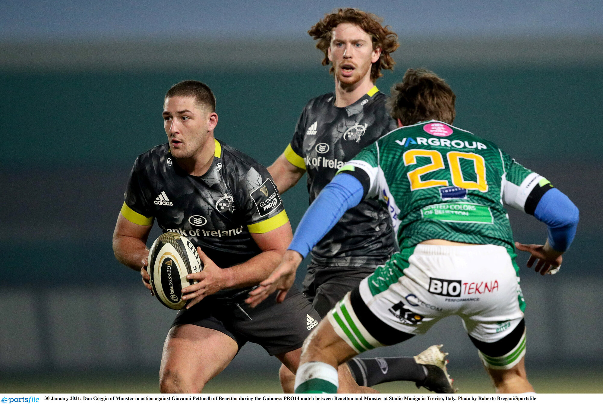 Munster's Dan Goggin ruled out for two months after hand surgery