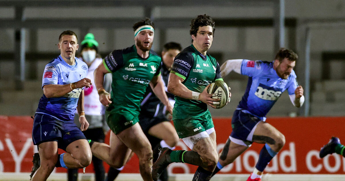 Alex Wootton one of 21 players to sign new contracts with Connacht
