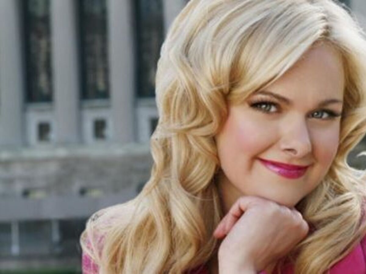 Laura Bell Bundy Before And After