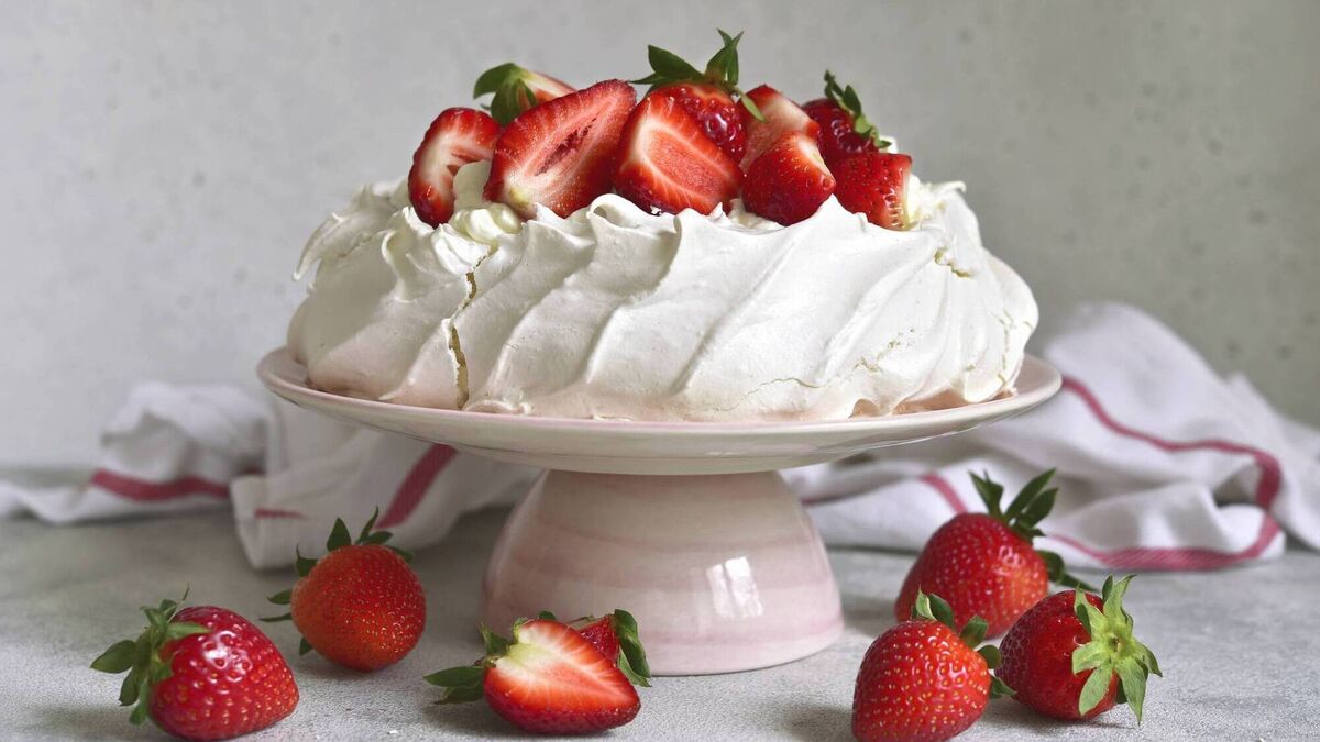 How to make the perfect pavlova and the common mistakes to avoid