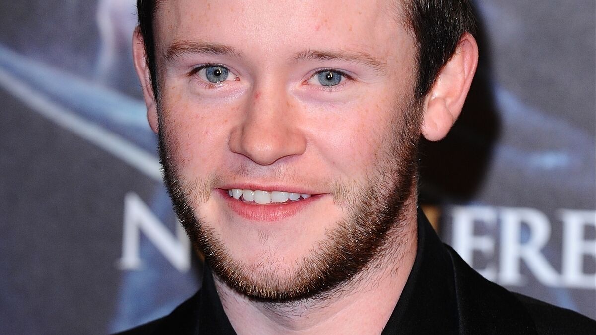 Harry Potter star Devon Murray pops the question
