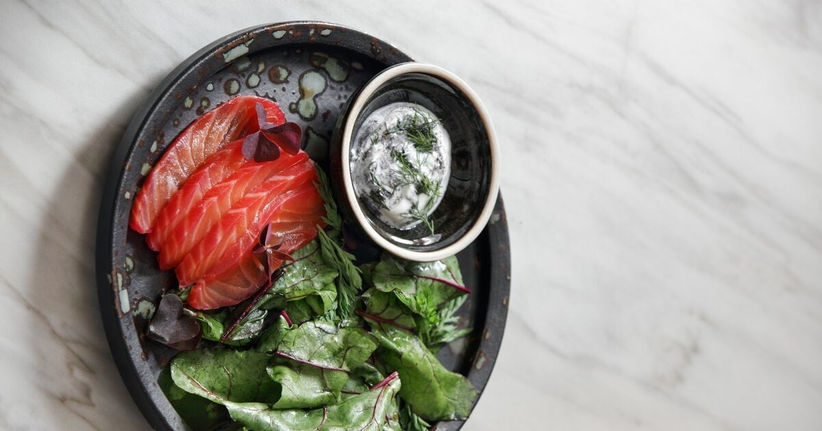 Beetroot gravlax