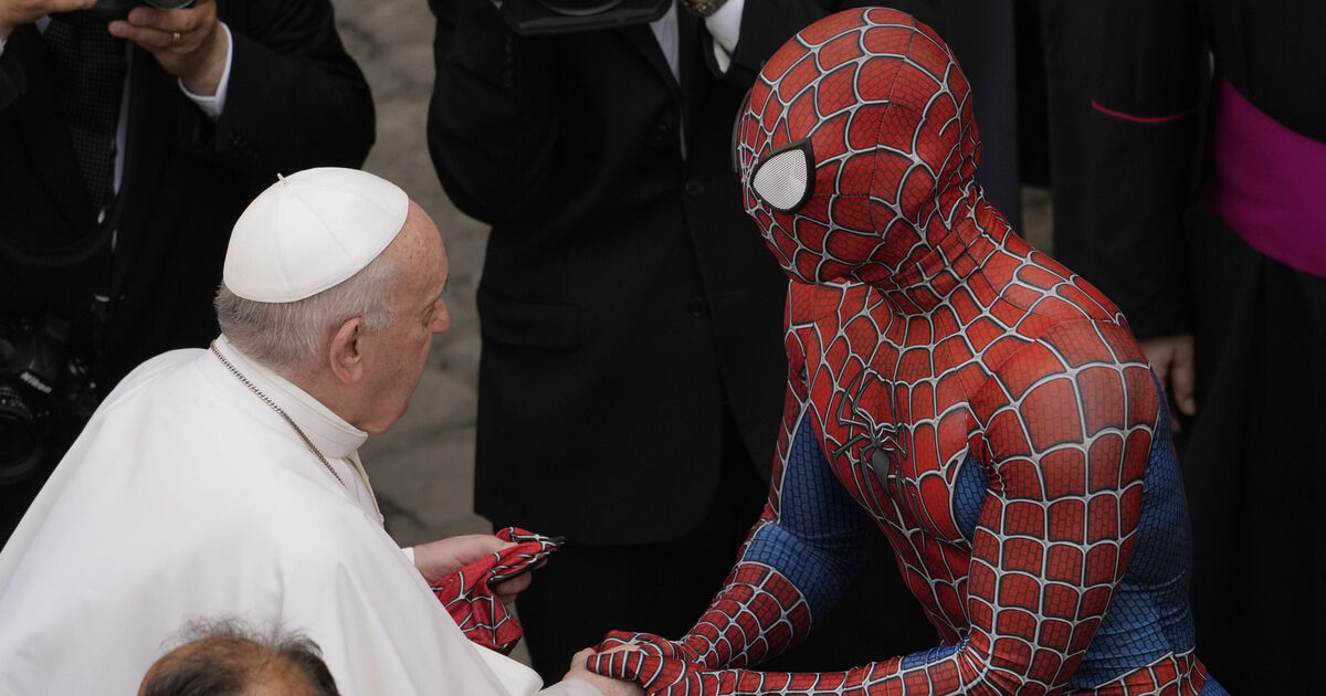‘Superhero’ in Spider-Man outfit meets Pope at Vatican