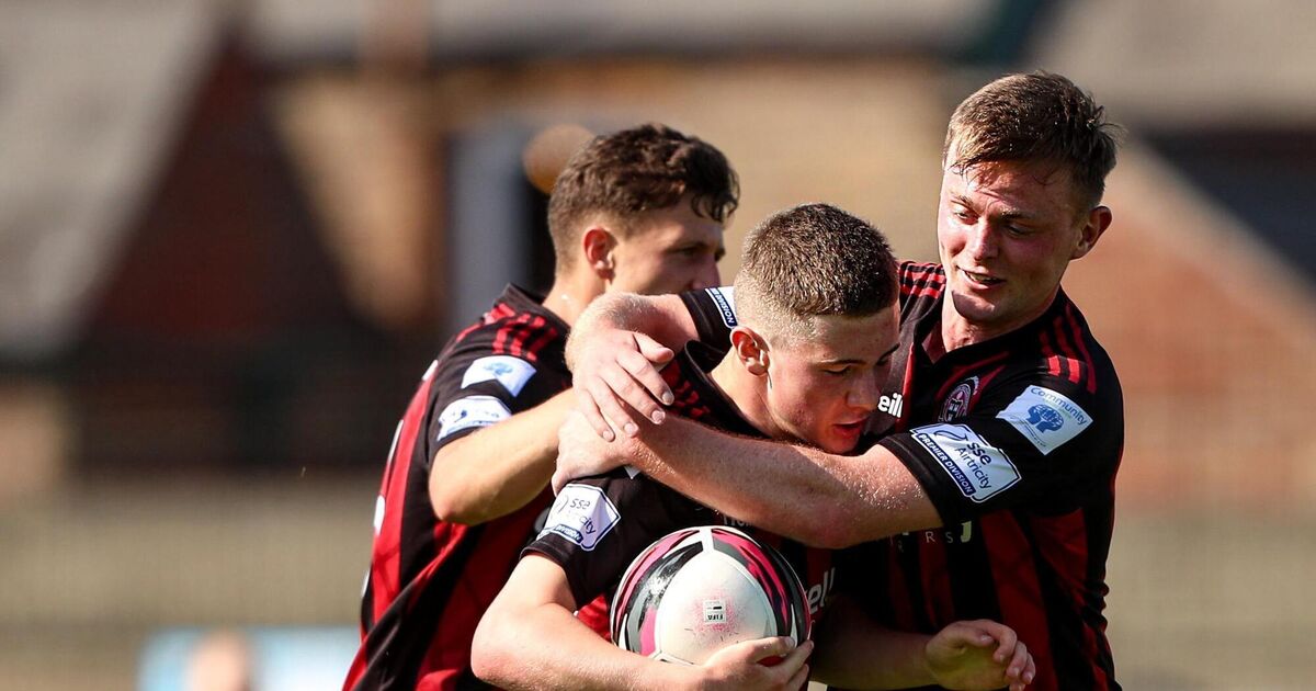 Jamie Mullins scores on his full Bohemians debut at 16