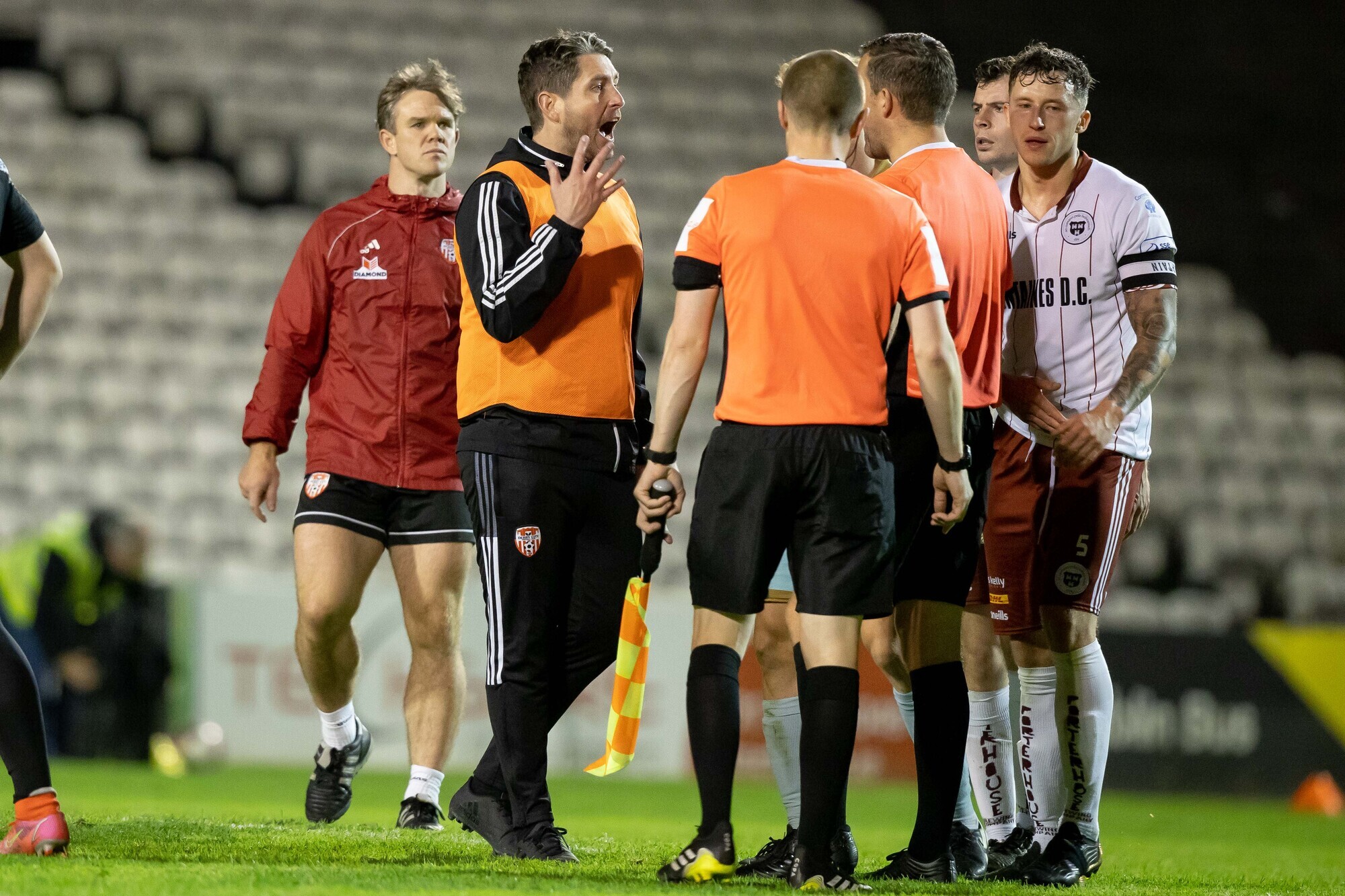 League of Ireland referees 'firing out cards to managers all too easily ...