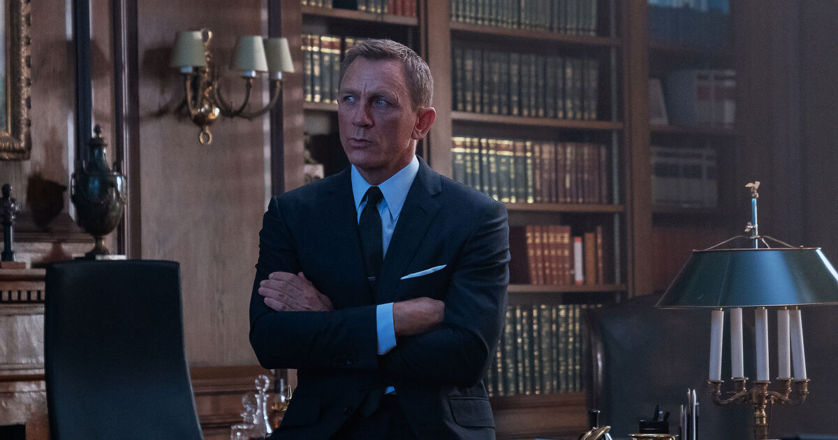 Daniel Craig reveals he celebrated 007 role by drinking vodka martinis ...