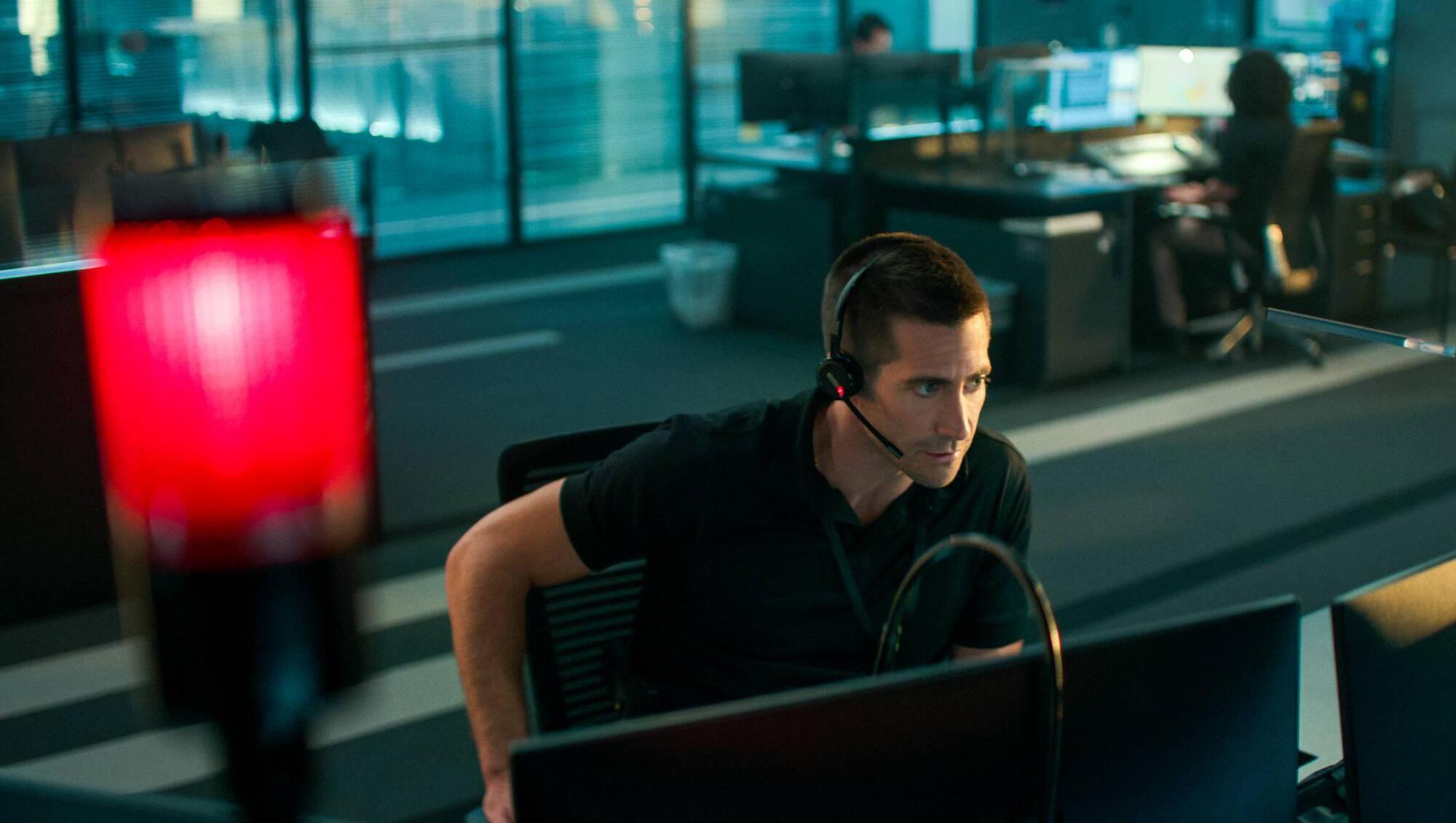 Movie Reviews: Jake Gyllenhaal channels pent-up rage in The Guilty on ...