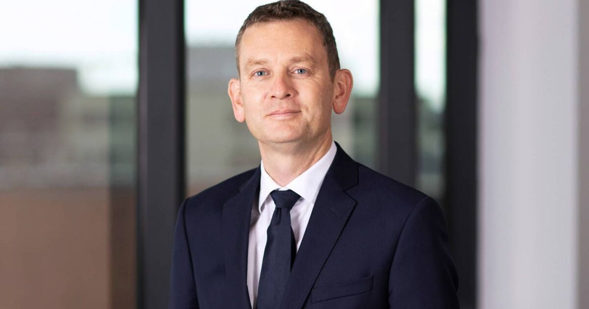 EY on focused recruitment drive as it adds new legal practice