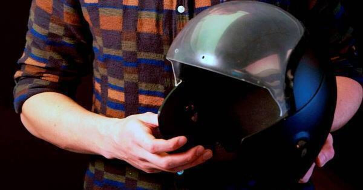 Student makes helmet to detect concussion