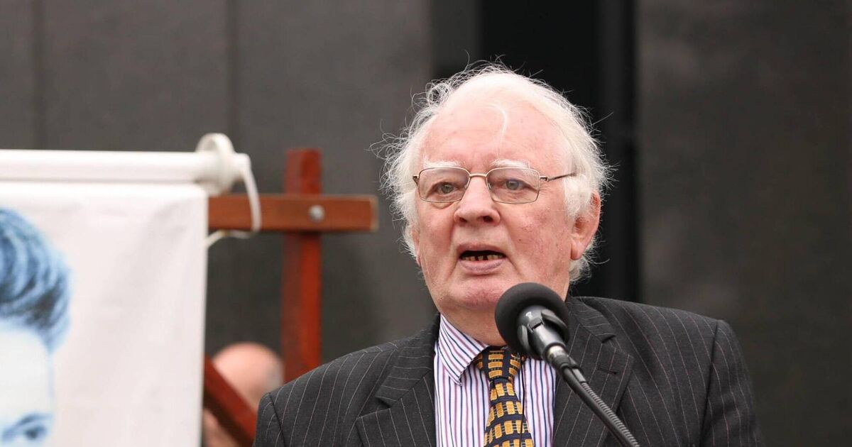 'Wise, brave and loving': Austin Currie dies aged 82