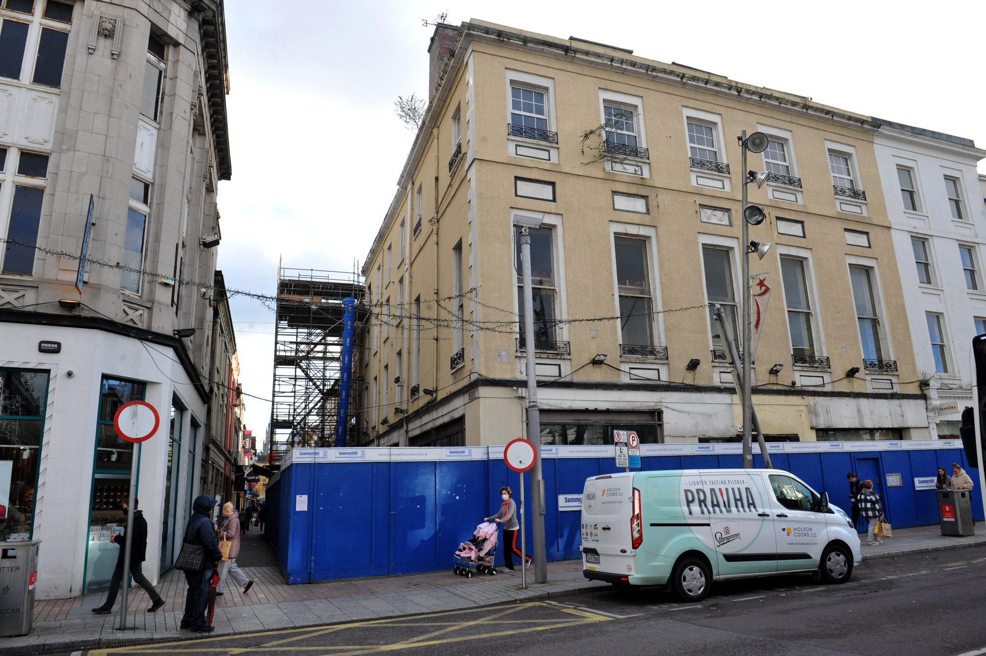 Cork City traders say Cook St has become a 'public toilet'