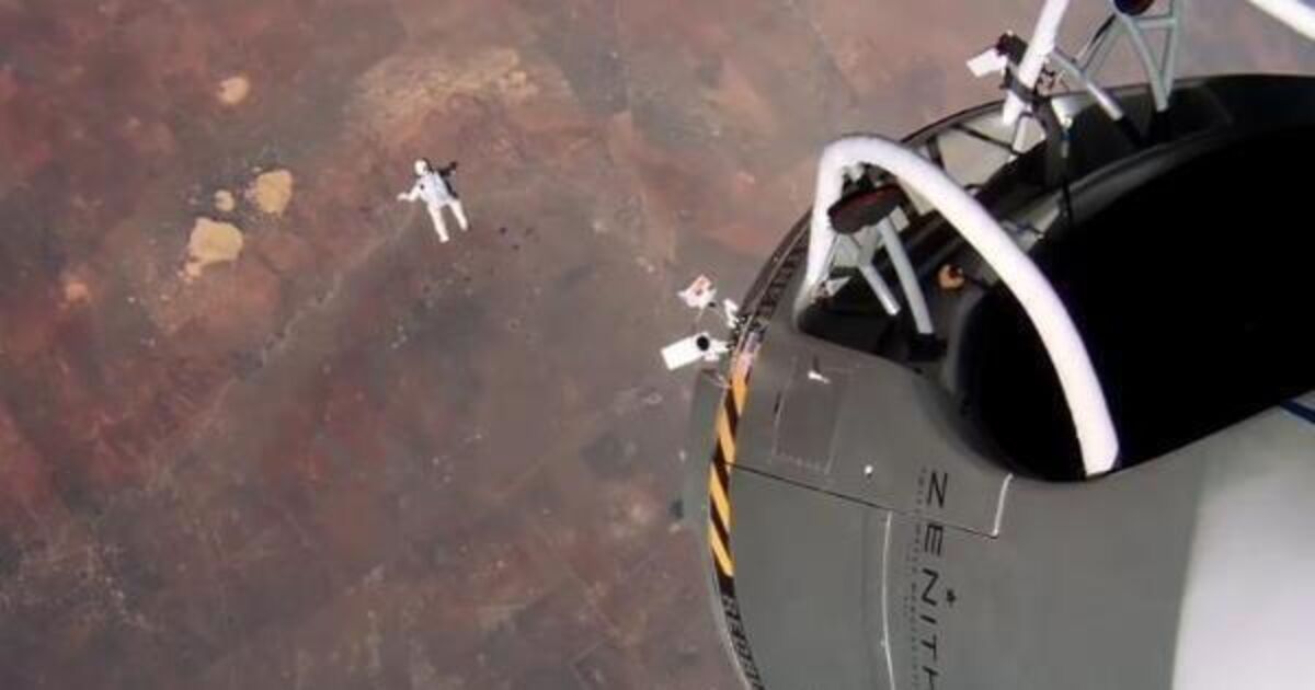 New footage of Felix Baumgartner's space jump released