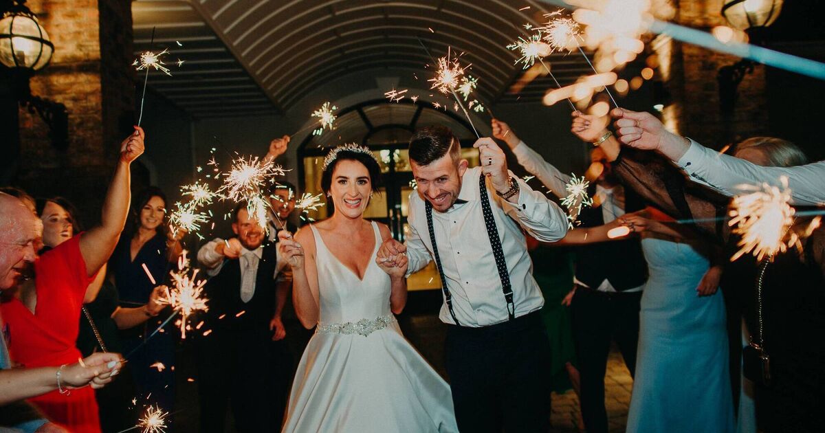 Wedding of the Week: Ciara and Troy went from holiday romance to 'I do ...
