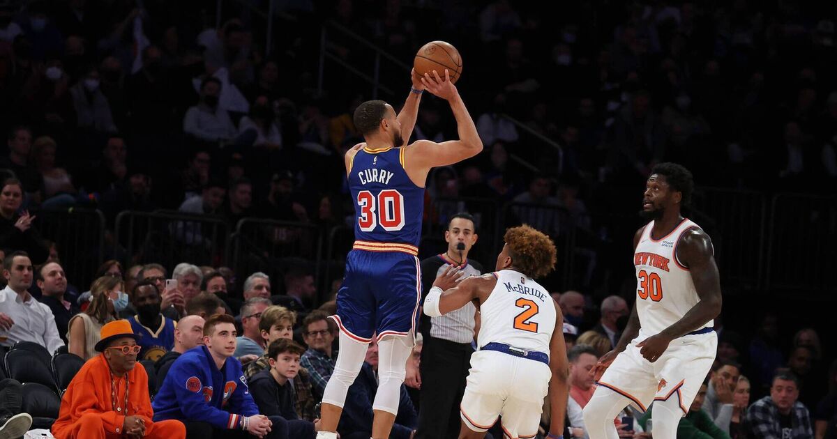 Mesmerising graphic shows how Steph Curry broke the three-pointer record