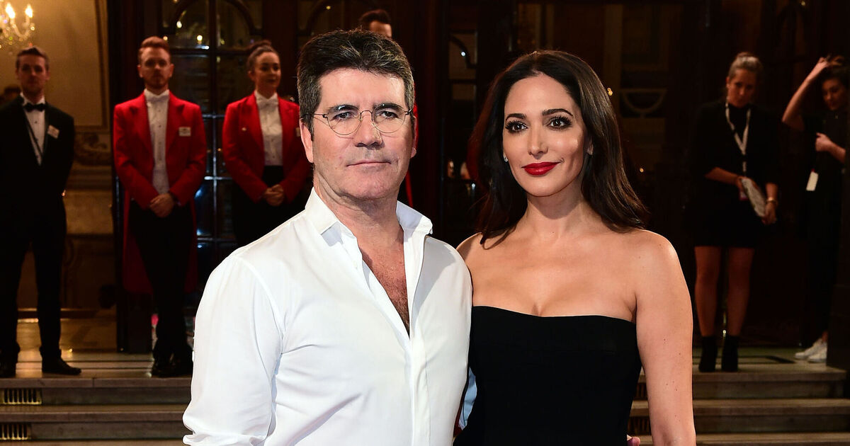Simon Cowell engaged to Lauren Silverman