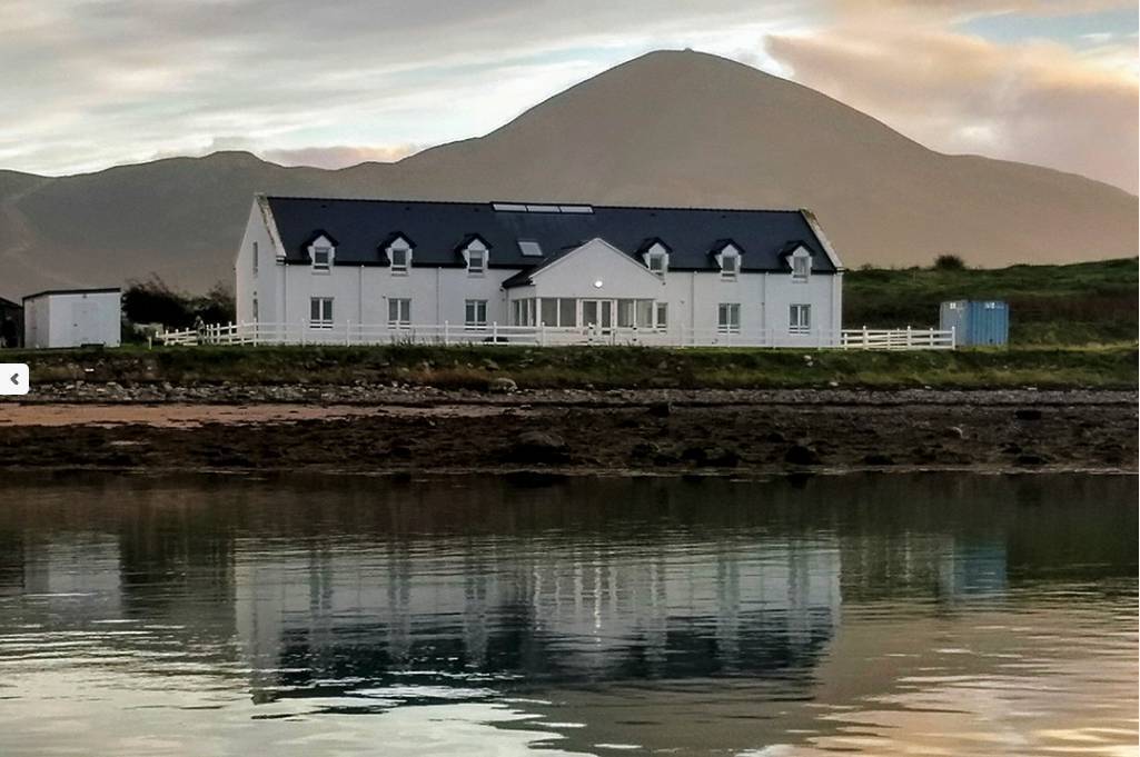 Islands of Ireland: The Island of World Peace