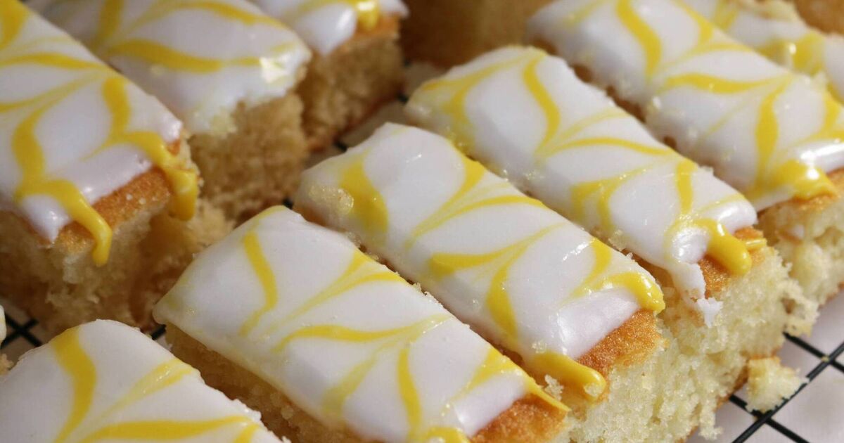 How to make the perfect lemon drizzle traybake and the common mistakes ...