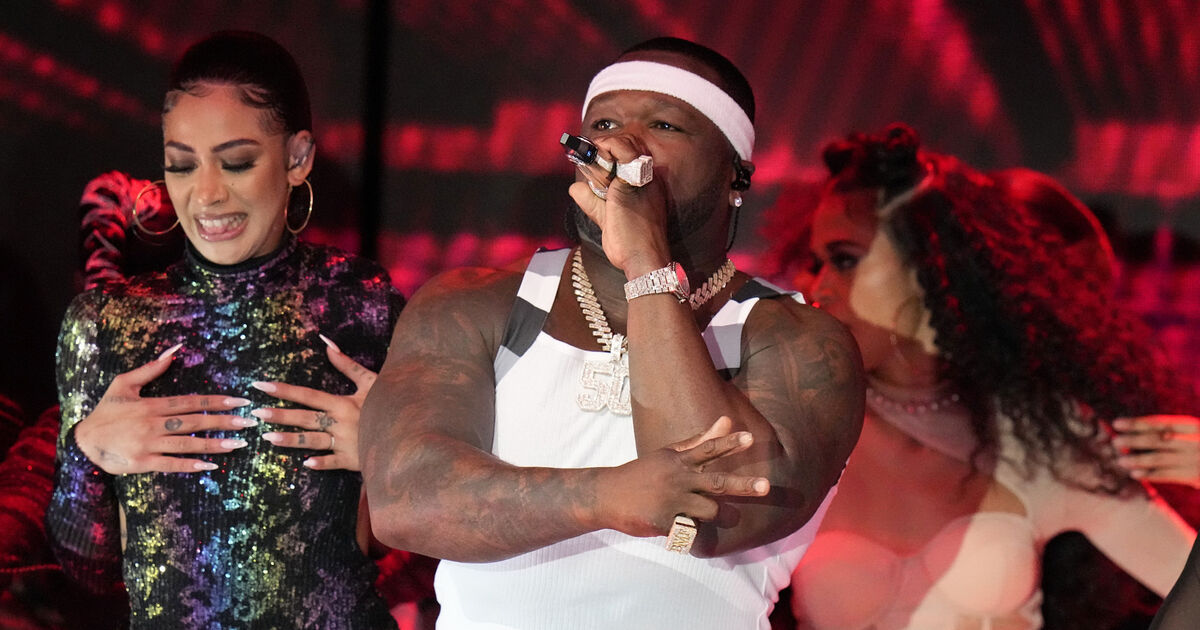 Watch: 50 Cent makes surprise Super Bowl appearance with strange upside ...