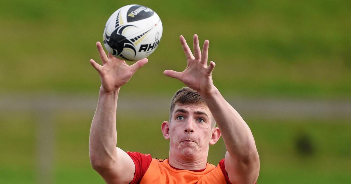 Munster graduate Bradshaw Ryan signs for Ulster