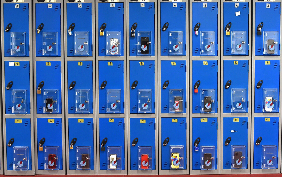 Here's how this Cork school got teens to give up their phones