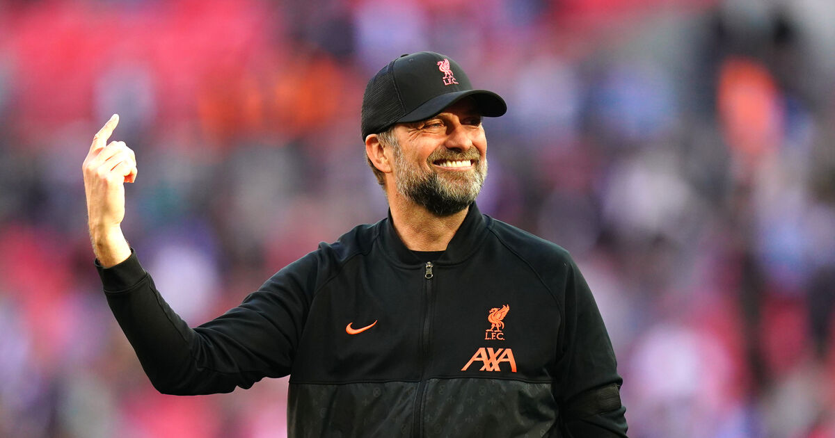 Steven Kelly: Liverpool, for all their wins, have big stick-or-twist issues