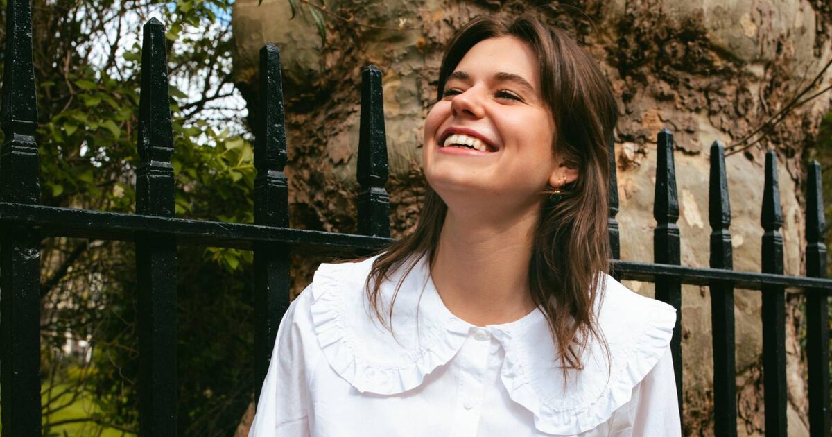 Meet Alison Oliver - the Cork star of Sally Rooney's Conversations with ...