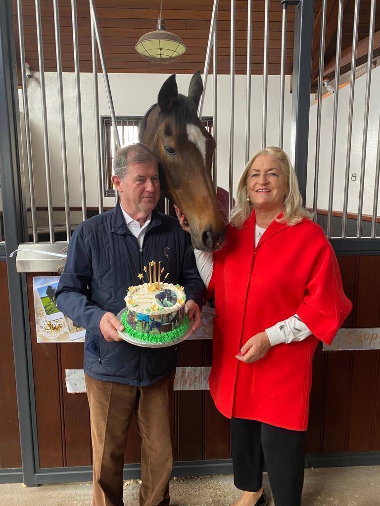 Istabraq soaks up the attention at 30th birthday celebrations