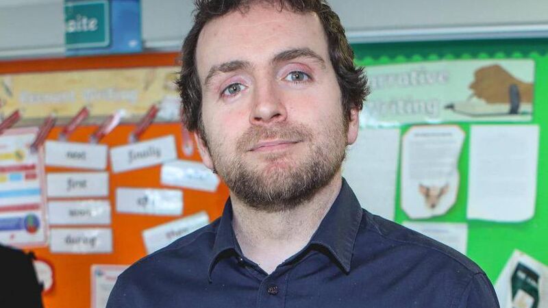 Radio Highlights: Múinteoir Ray back at the decks; Dún Laoghaire in ...