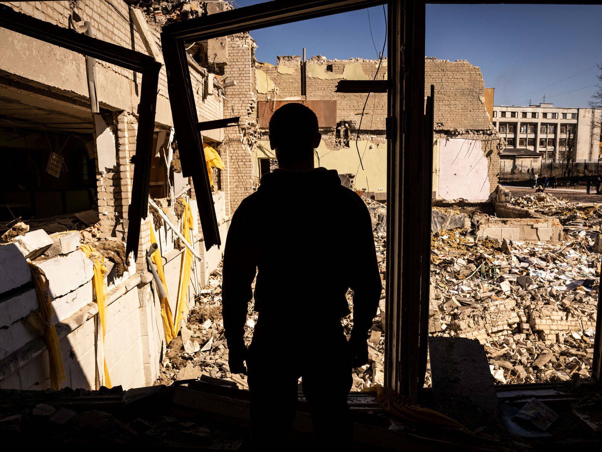 Shock of war threatens lasting impact on global economy