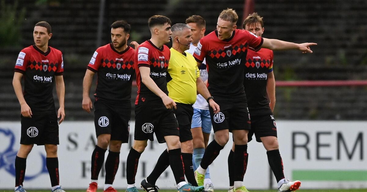 Devoy delivers a stunner as 10-man Bohs dig in for victory over Shels