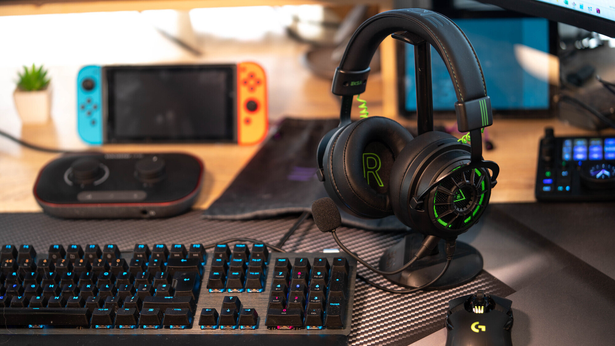 EKSA Star Engine E5000 Pro headset with 7.1 surround sound for ...