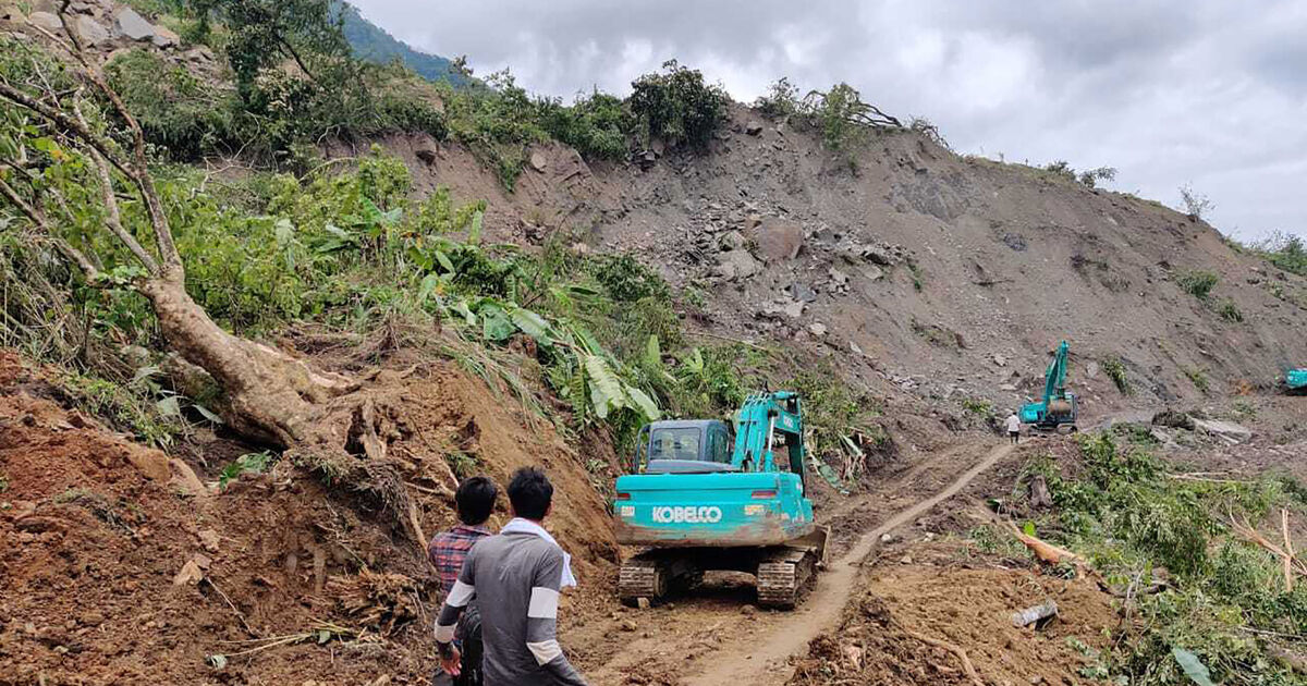 Rescuers recover 26 dead from India mudslide
