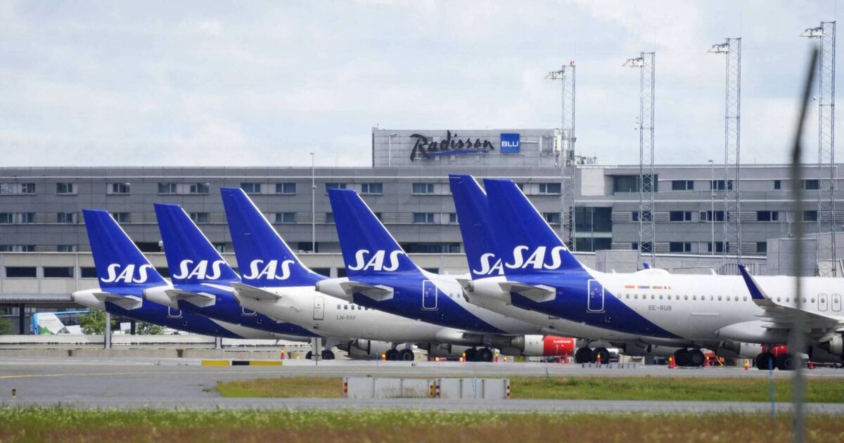 SAS and pilot unions set to resume talks as strike enters 10th day