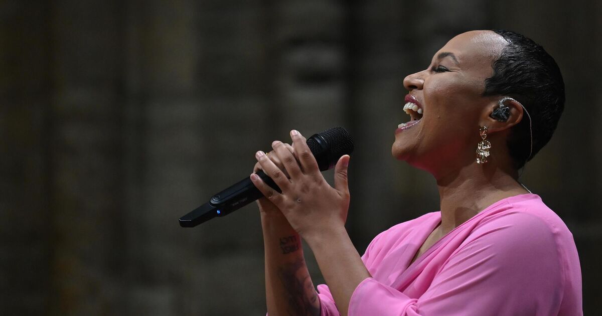 ‘I said yes!’ – Emeli Sande announces engagement to girlfriend