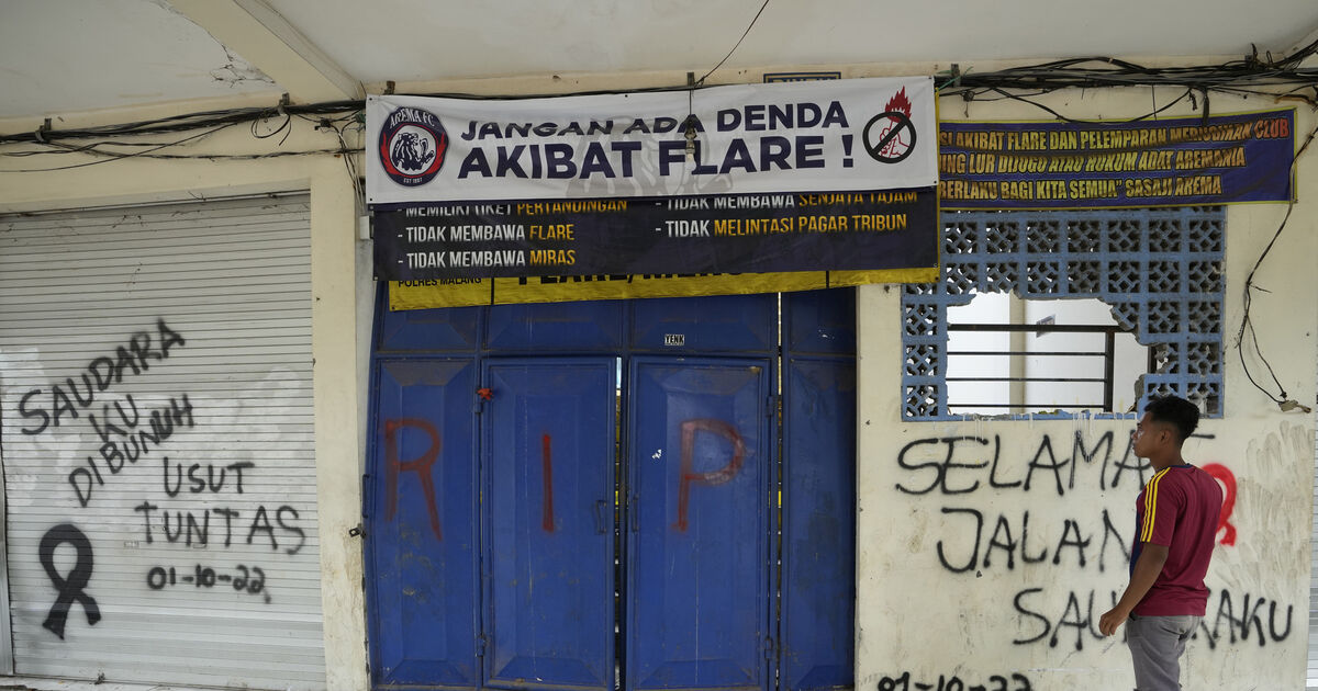 Stadium exit gates too small for escape, say Indonesian police