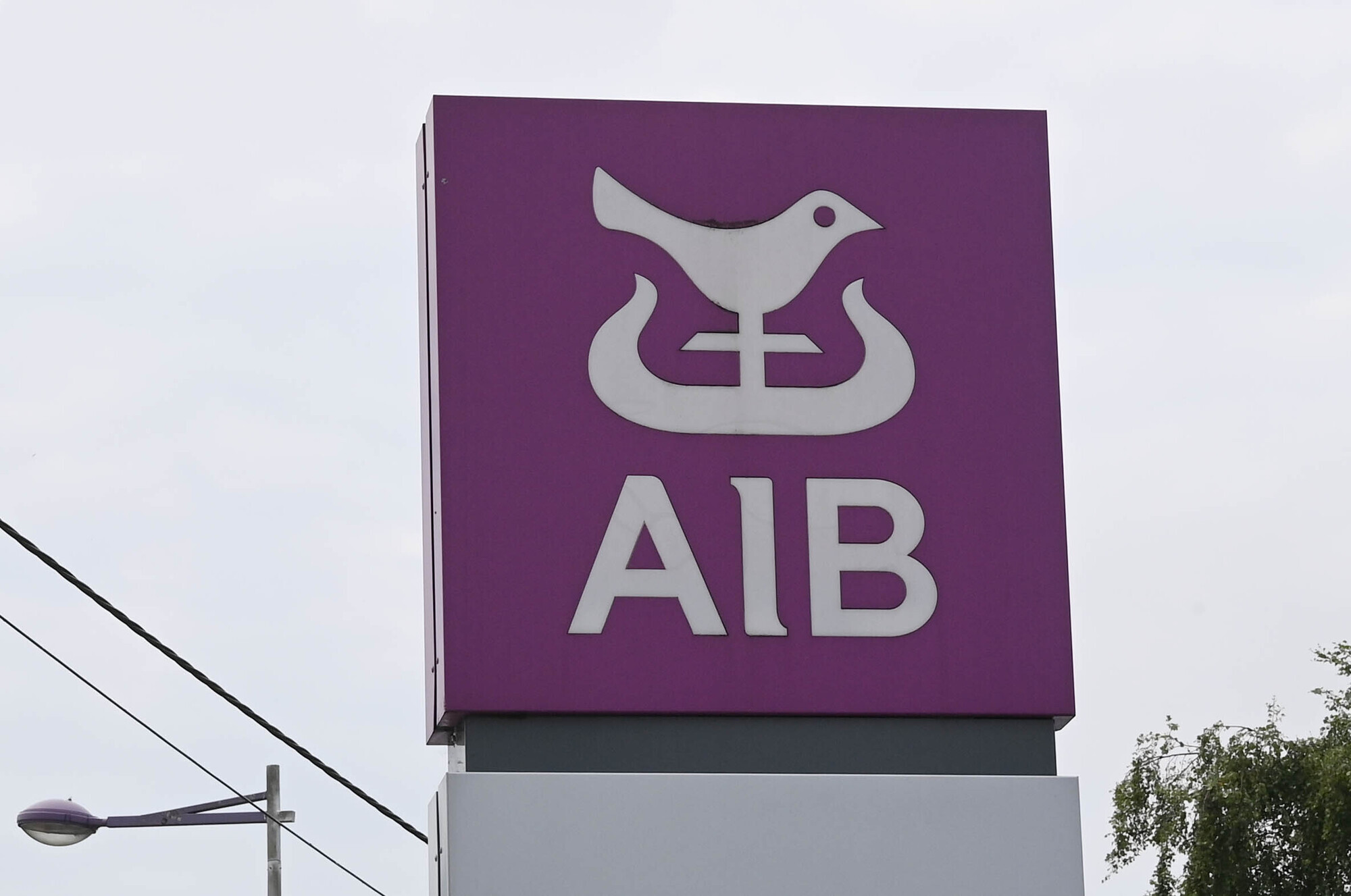 AIB to increase its fixed-rate mortgages by 0.5%