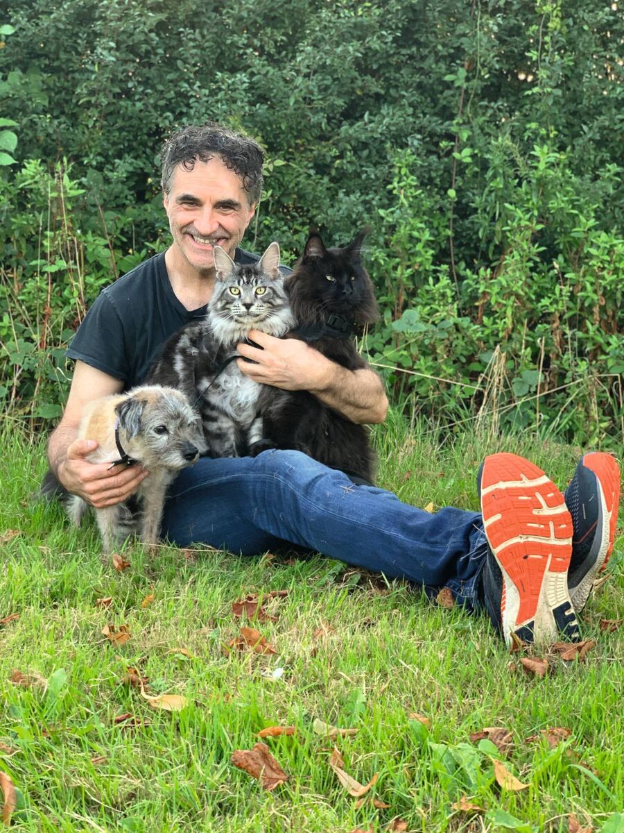 'There is no censorship in this book': Supervet Noel Fitzpatrick on ...