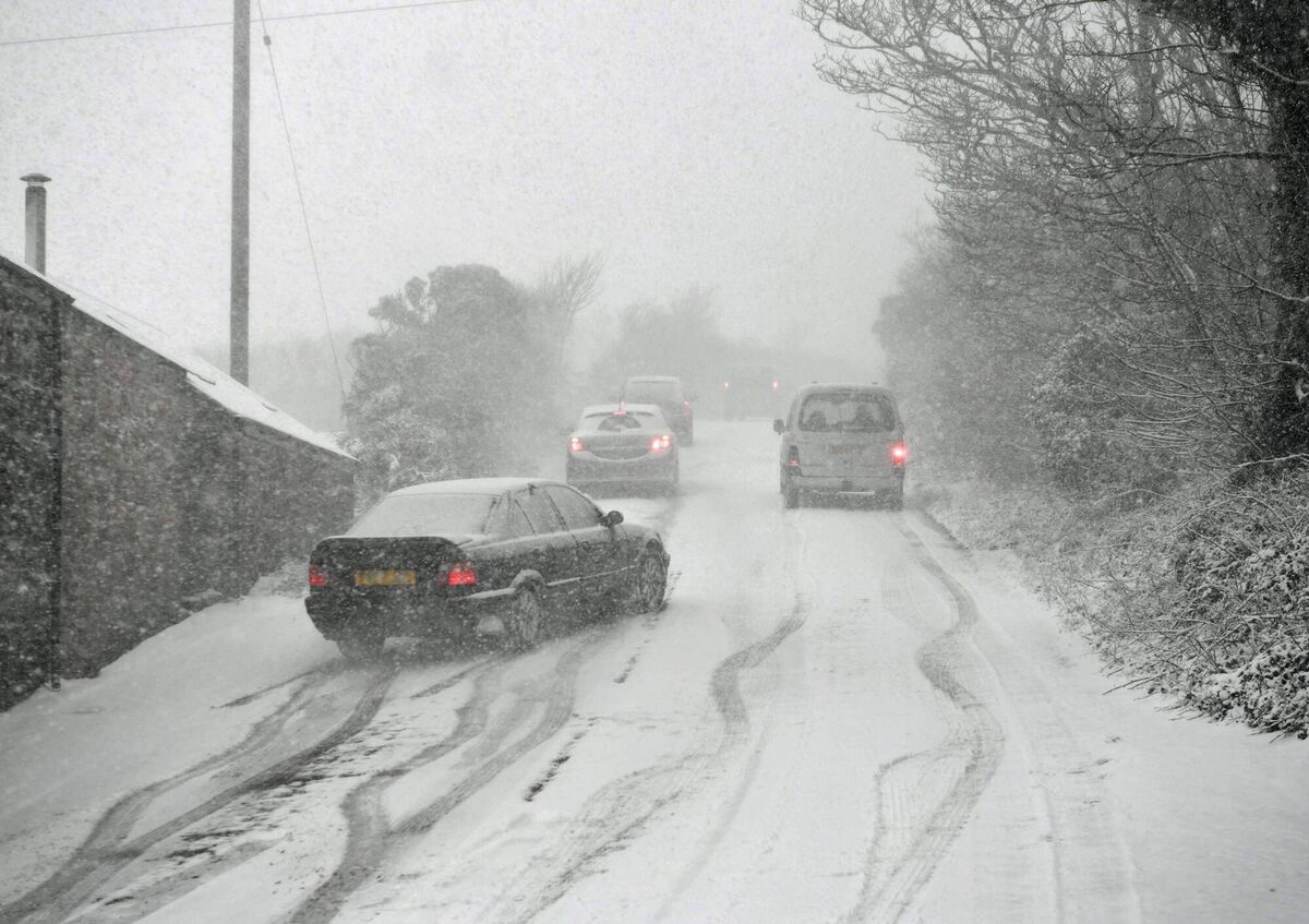 How to drive safely and prepare your car during a cold snap