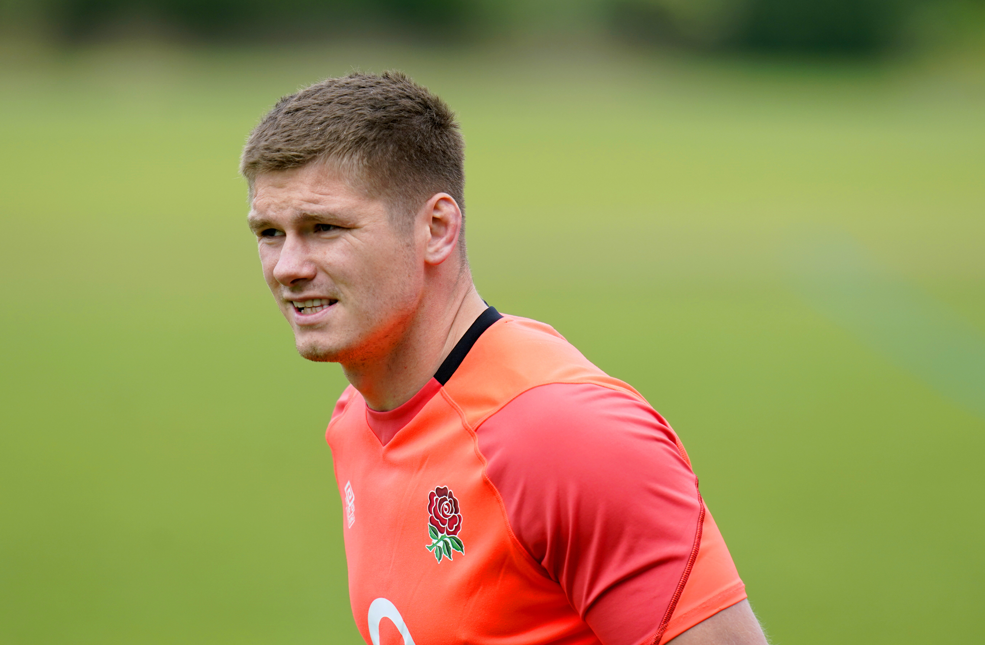 Owen Farrell and Jonny May link up with England squad