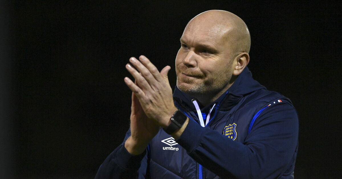 Danny Searle signs new long-term contract with Waterford