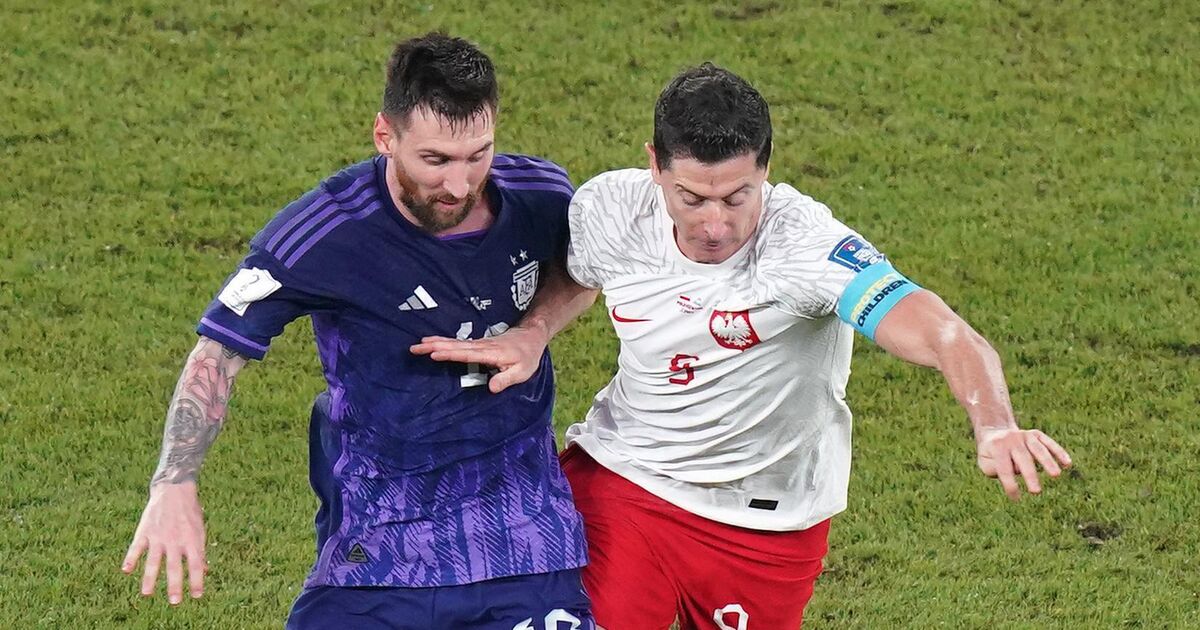 Messi dominates heavyweight contest but Lewandowski keeps his head
