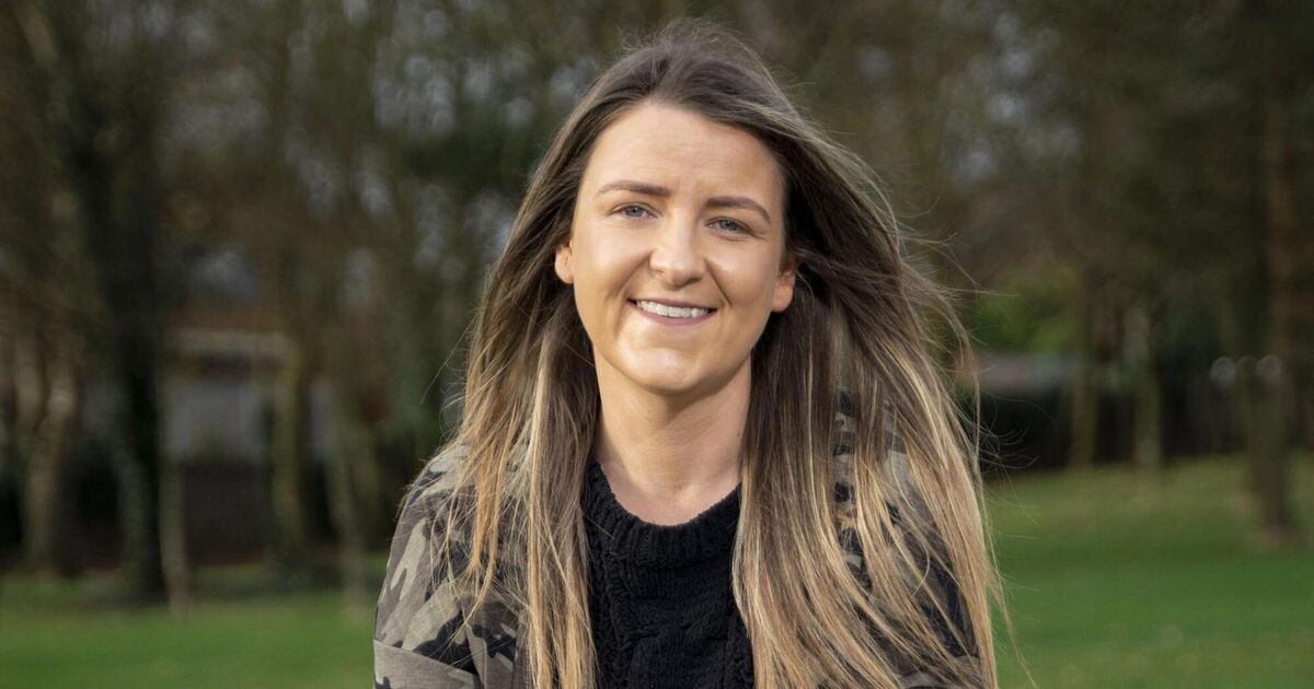 'I'm still pinching myself': Aimee becomes first endometriosis sufferer ...