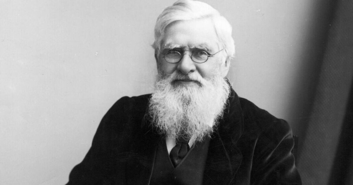 Fires, shipwreck and malaria endured by naturalist who preceded Darwin ...