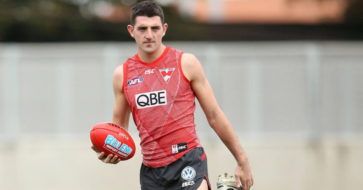 Colin O'Riordan pondering return with Premier footballers