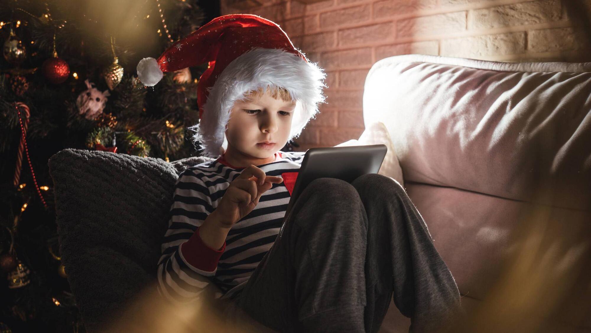 Colman Noctor: Parents must regulate use of devices at home