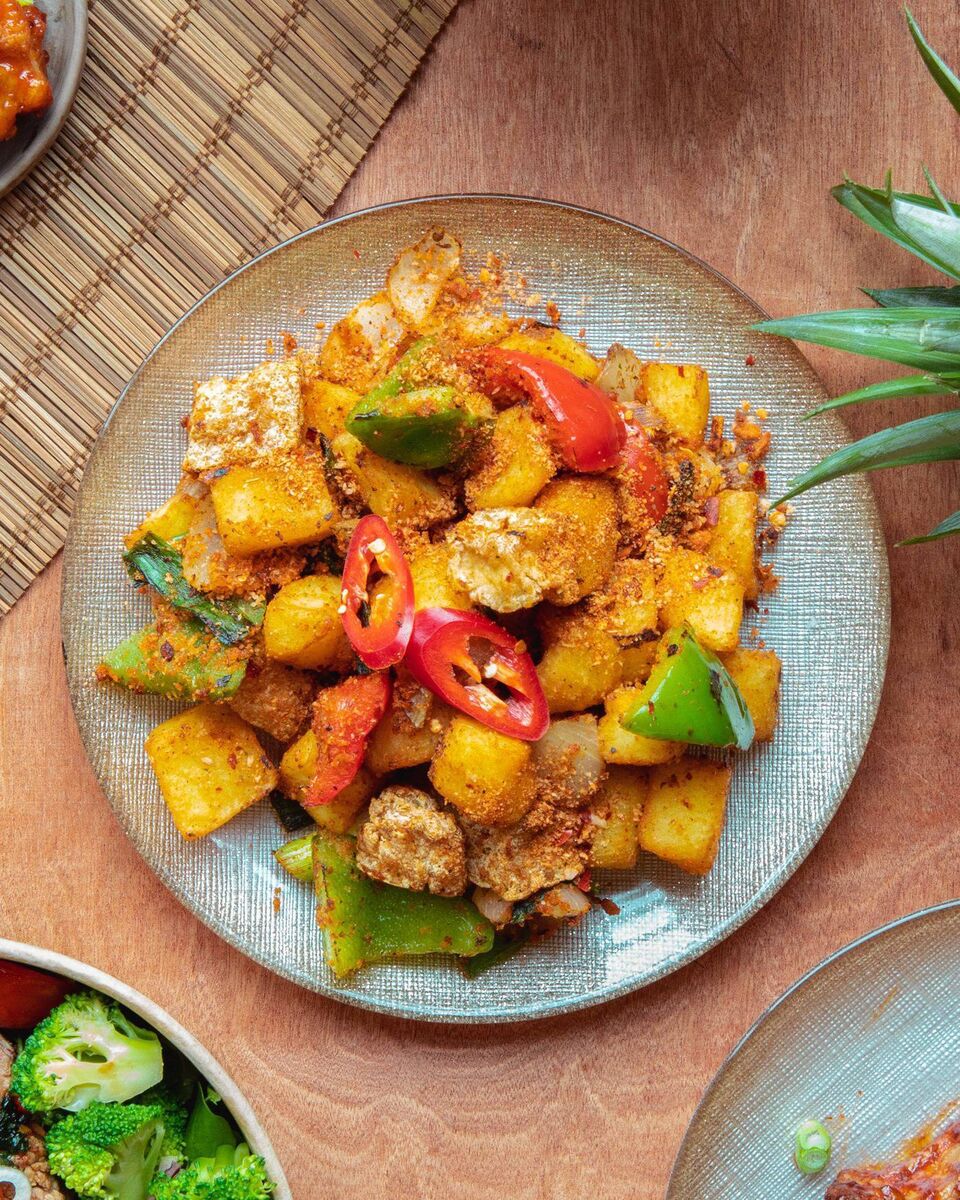 Spicebags, burgers, pizza: 7 tasty takeaway orders to try if you're ...