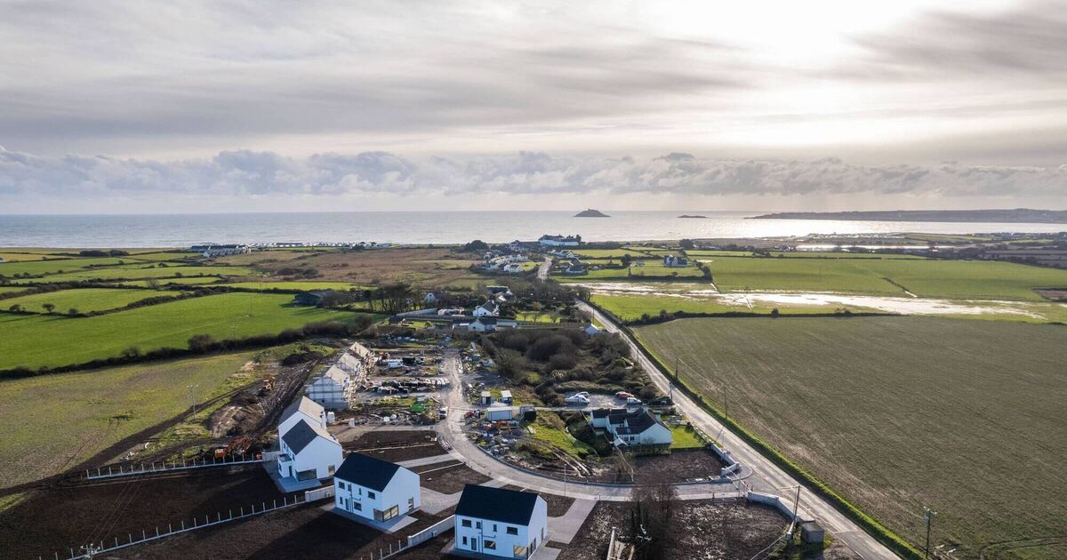 Thermal attraction of new €495,000 Garryvoe home as first of nine comes ...