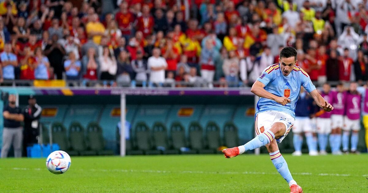 Wolves agree deal for Spain and Paris St Germain midfielder Pablo Sarabia