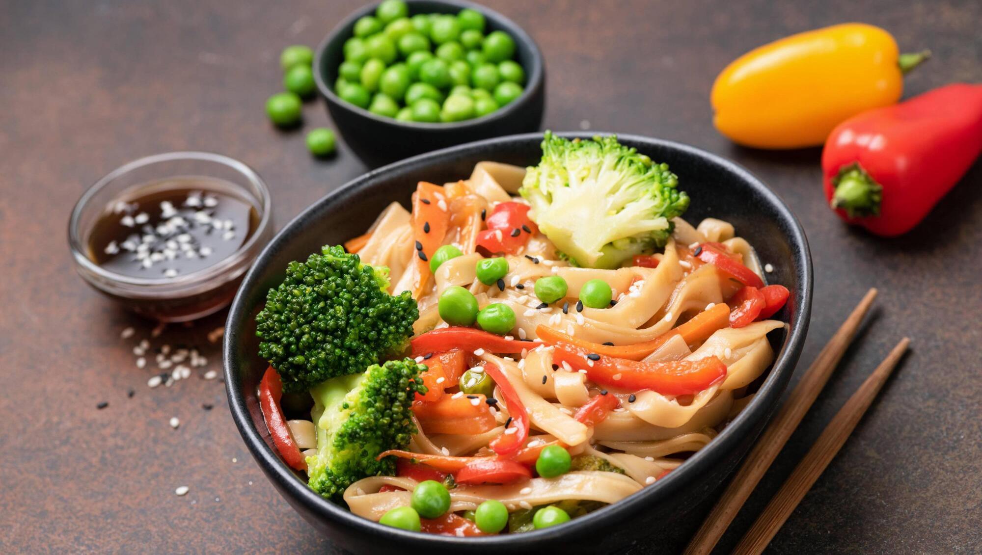 How to sneak more veg into meals and other easy healthy eating tips ...